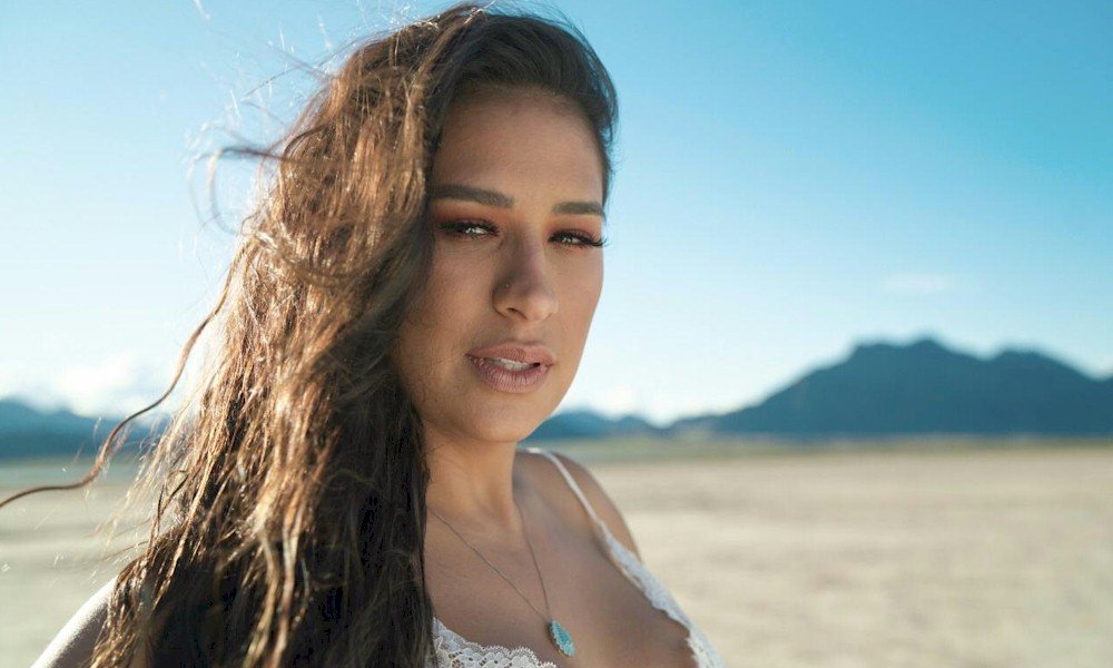 Simone Mendes, da dupla com Simaria, é a cantora brasileira mais ...